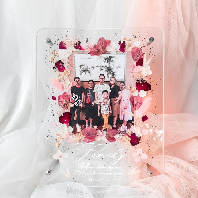 Jual Pressed Flowers Acrylic Placard / Plakat Akrilik / Bunga Kering ...