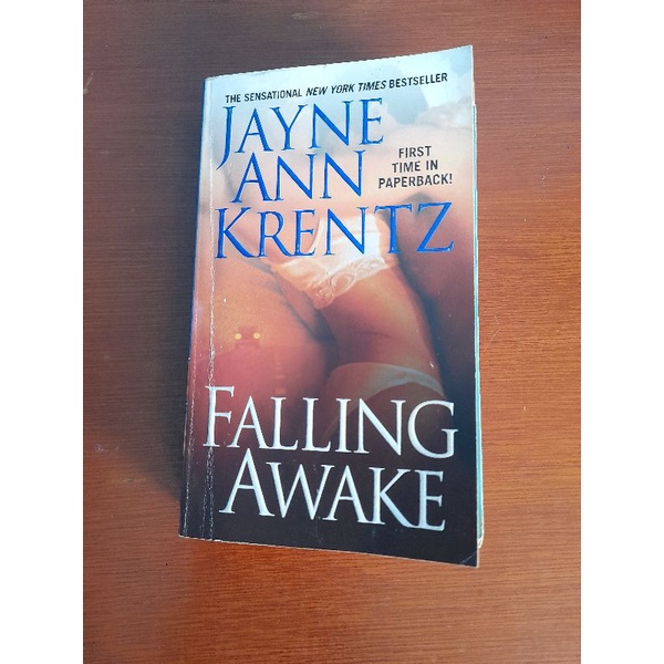 Jual Novel Import Berbahasa Inggris FALLING AWAKE (Bekas Original & Segel) | Shopee Indonesia