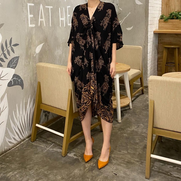 Jual Kaftan batik wayang /kaftan batik - rumput bacem | Shopee Indonesia