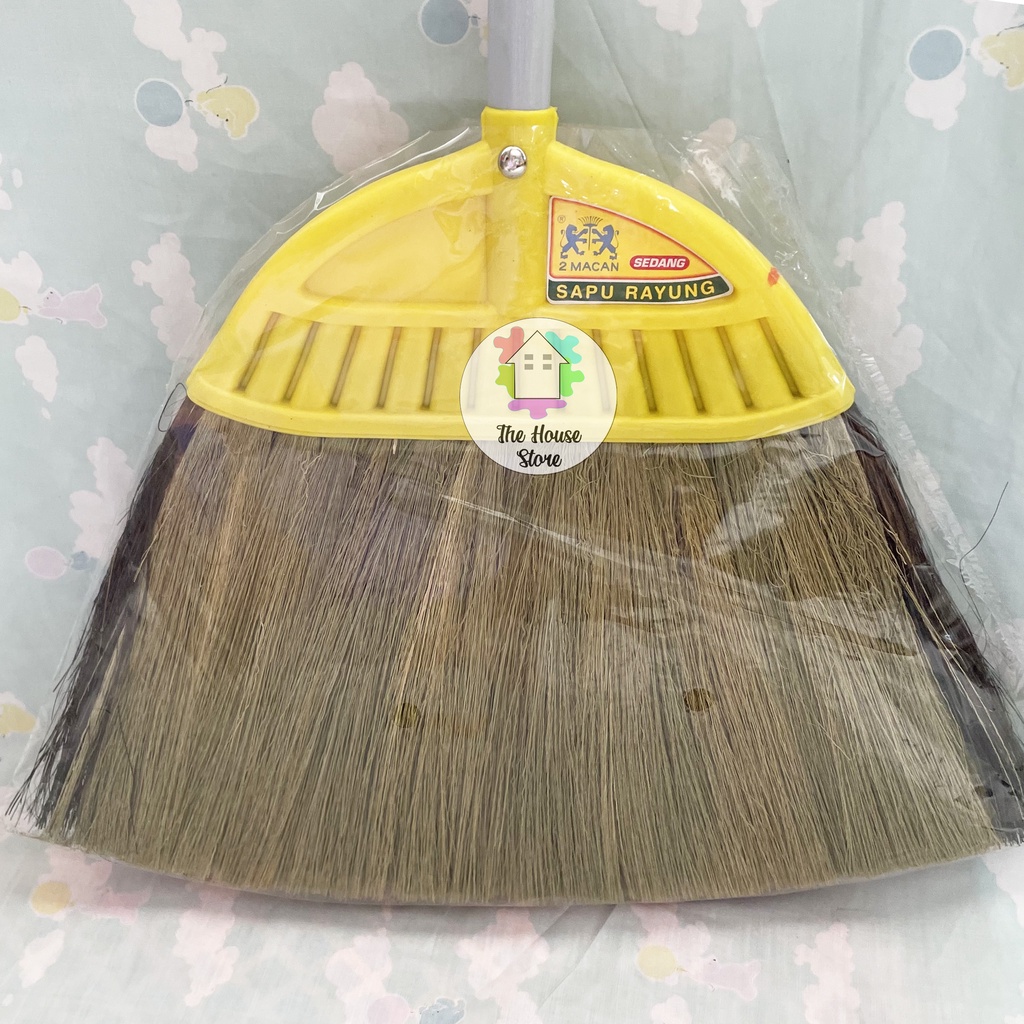 Jual SAPU 2 MACAN RAYUNG BROOM SEDANG BAHAN RUMPUT / RAYUNG | Shopee ...
