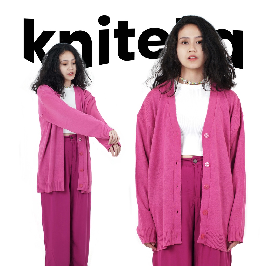Jual ILLARIA COLORFUL OVERSIZE KNIT CARDI by KNITELLA , Magenta ...