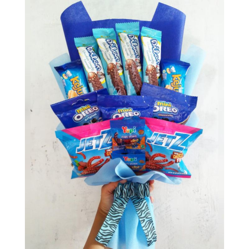 Jual Buket Snack Biru Mewah Cantik Free Request Snack | Shopee Indonesia