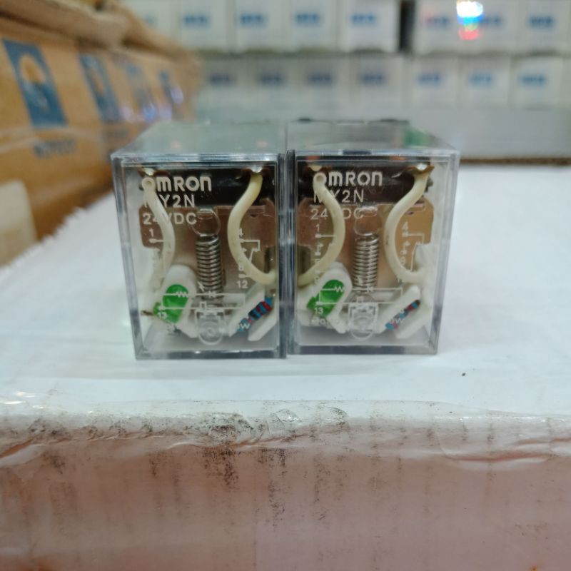 Jual relay MY2N 24VDC omron + socket | Shopee Indonesia
