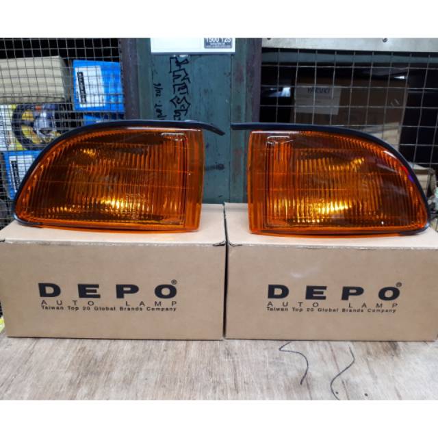 Jual Lampu Sen Corner Lamp Kuning Mitsubishi Galant V6 24 Hiu | Shopee ...