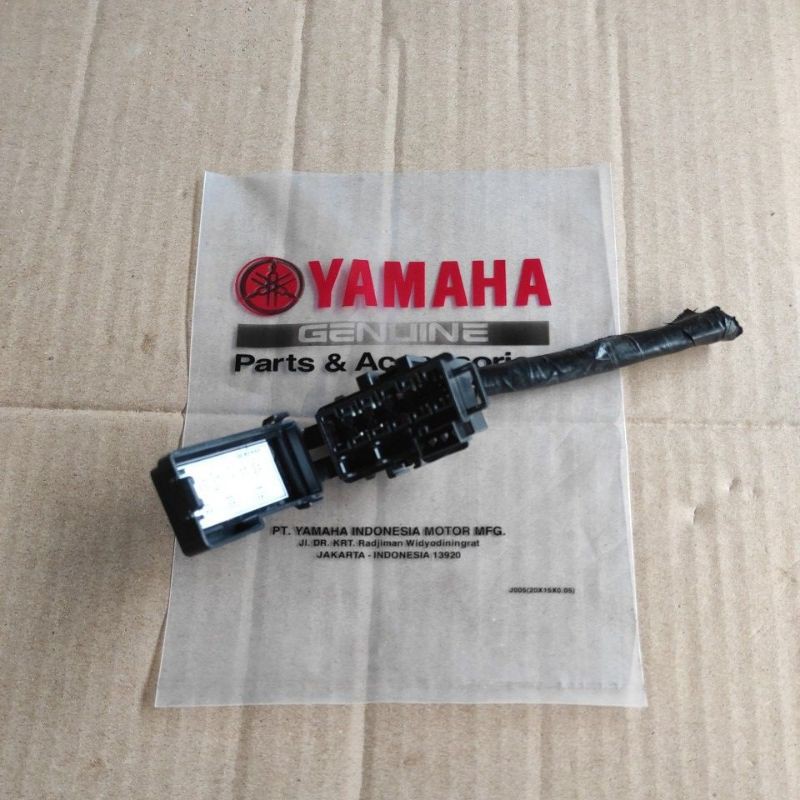 Jual rumah sekering box sekering nmax aerox lexi original | Shopee ...