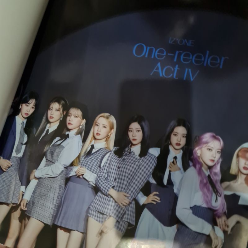 Jual Hitomi /Eunbi / Nako IZ*ONE Poster - Official from Album One reeler Act IV izone | Shopee ...