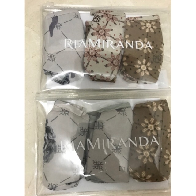 Jual RM Masker non medis segitiga Riamiranda | Shopee Indonesia