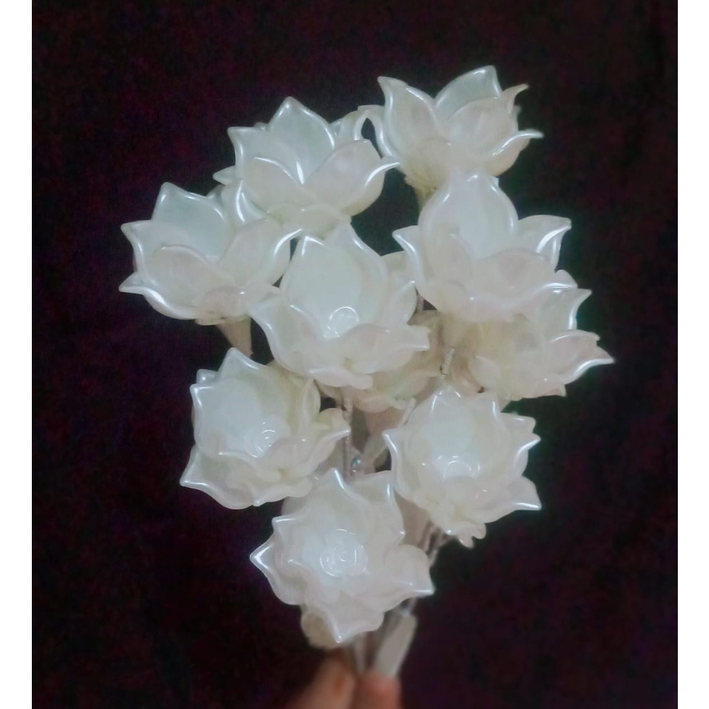 Jual Bunga akrilik mawar sekop Mutiara/ Harga 1 tangkai | Shopee Indonesia