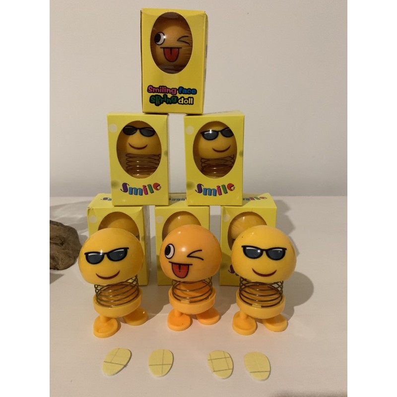 Jual Spring doll smile / mainan mobil / mainan peer | Shopee Indonesia