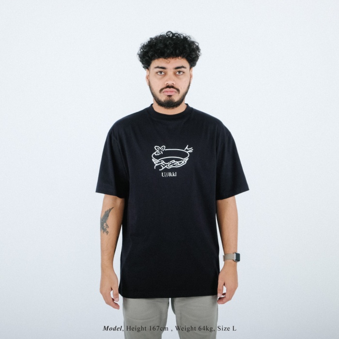 Jual UNKL347 T-Shirt Hitam Bahan Combed Motif Simpel BRNG | Shopee ...