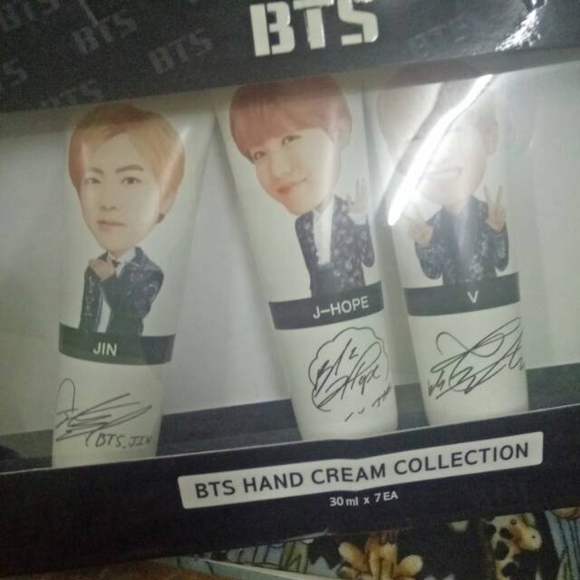Jual BTS handcream hand cream (BOOKED) | Shopee Indonesia
