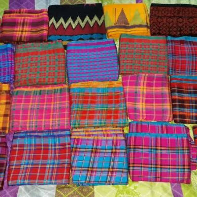 Jual Sarung Tenun Khas Bima ( Tembe Nggoli) | Shopee Indonesia