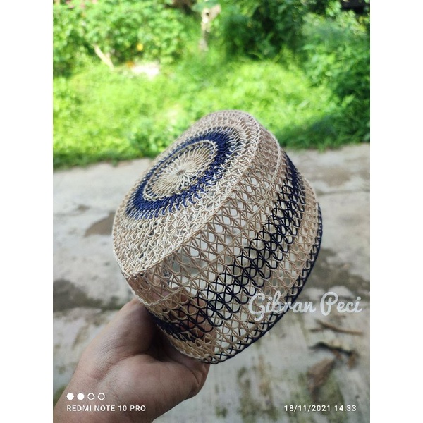Jual Kopiah rotan list warna by Gibran peci rotan kopyah peci rotan ...