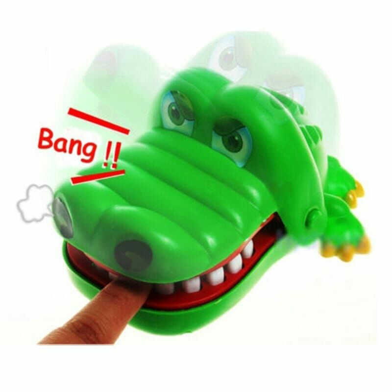 Jual crocodile bite the hand / buaya prank / mainan challenge buaya ...