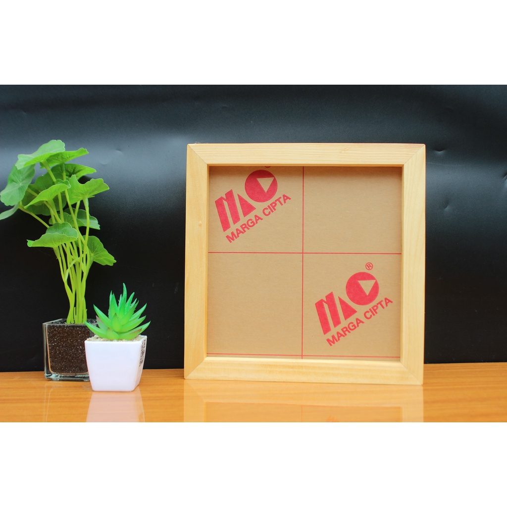 Jual Pigura / frame / bingkai kayu 3D ukuran 15x15cm + kaca acrylic ...