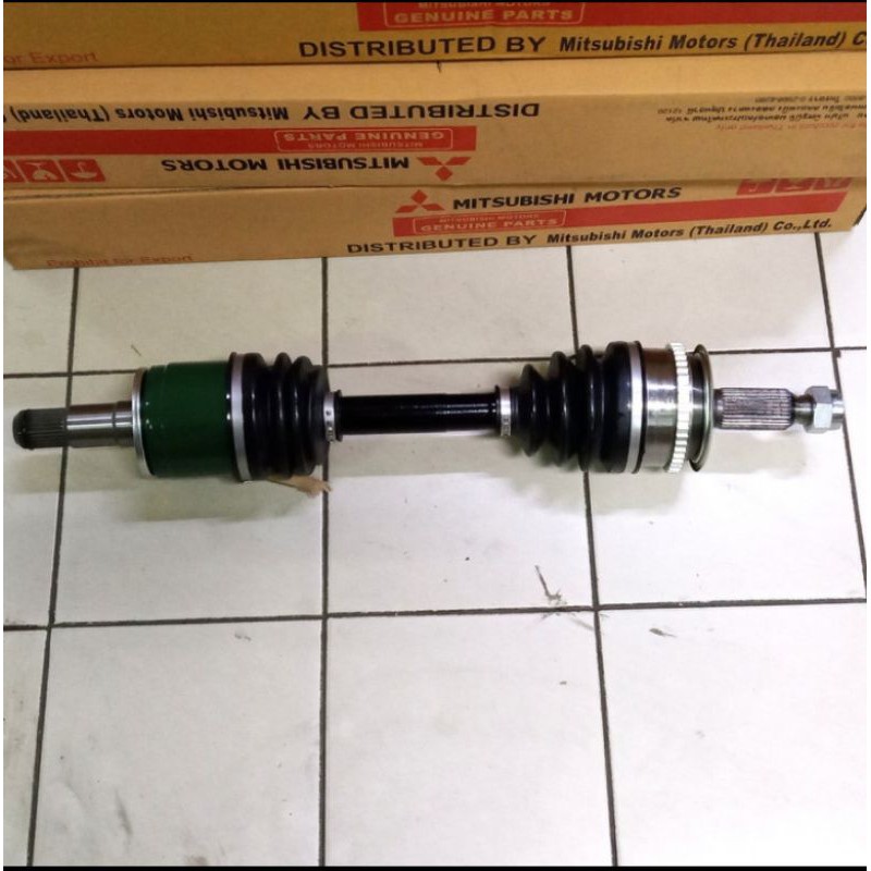 Jual CV joint Assy - as roda dpn - Drive Shaft Assy Mitsubishi all new Triton HDX ORIGINAL ...