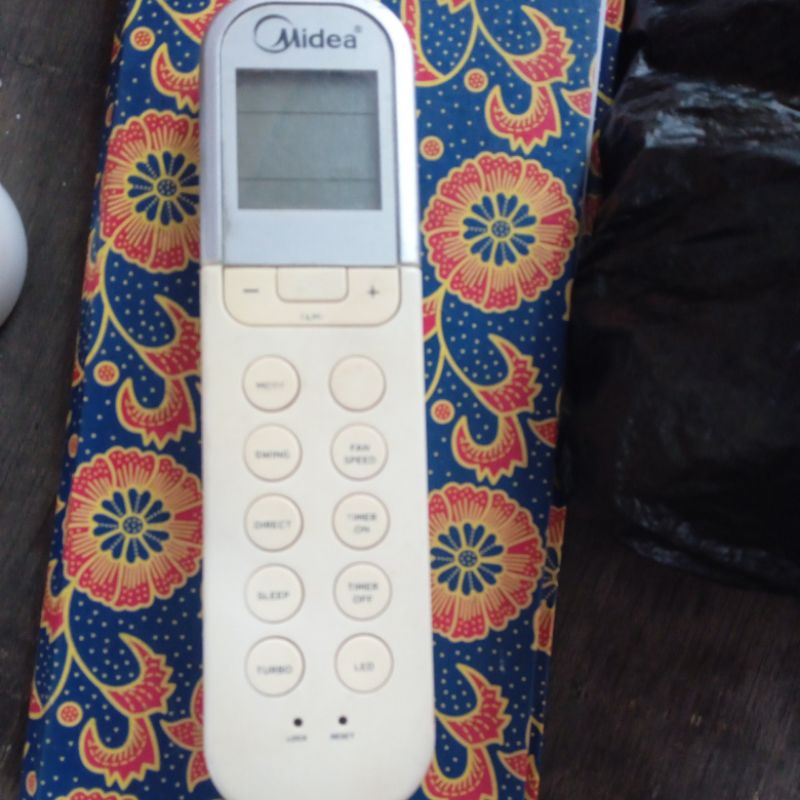 Jual remote/remot ac midea | Shopee Indonesia