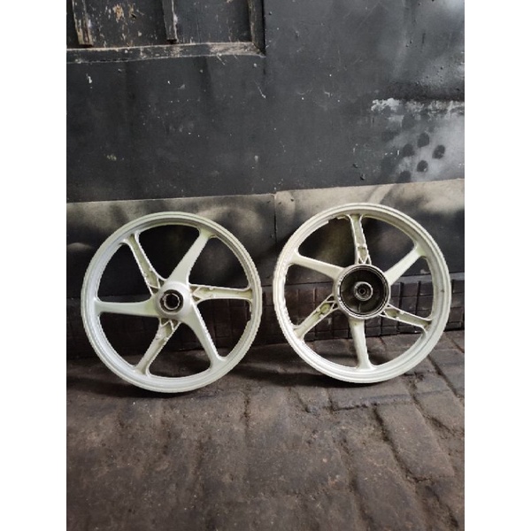 Jual velg roda depan belakang Yamaha Jupiter cw Jupiter pertama Jupiter ...