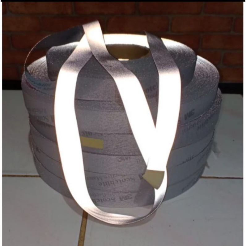 Jual Scotlite Rompi Reflective Kain 3M - Ukuran 2 inch / 5cm x 1m ...