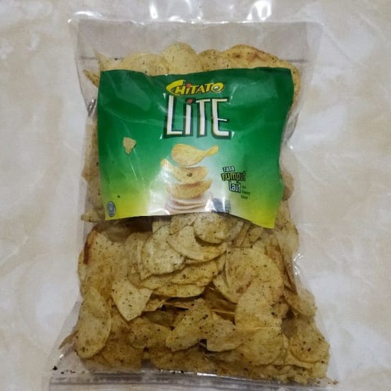 Jual SNACK KILOAN CHITATO LITE/LAYS (INDOFOOD) RASA RUMPUT LAUT KEMASAN ...