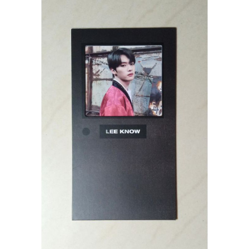 Jual Stray Kids Photocard Lee Know in frame Limited in life (BOOKED ...