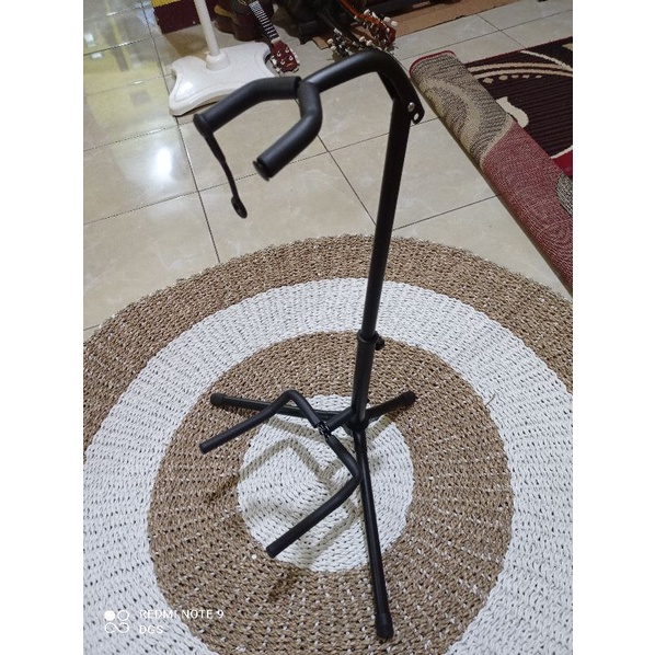 Jual stand gitar lipat besi | Shopee Indonesia