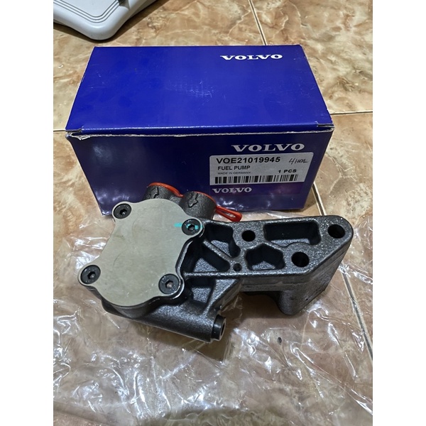 Jual Fuel pump 21019945 excavator volvo ec210b fuel pump voe 21019945 ...