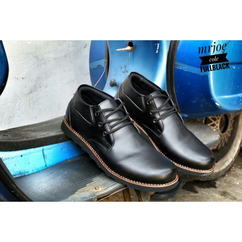 Jual Sepatu Tali Berbahan Kulit Kualitas Original Size 39-43 | Shopee ...