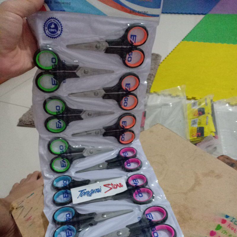 Jual Gunting Rencengan ukuran kecil HW 4 isi 12pcs | Shopee Indonesia