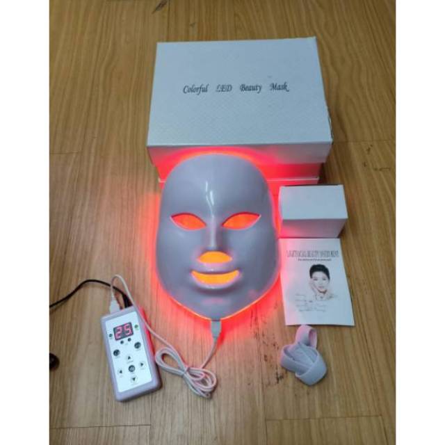 Jual Topeng PDT LED mask 7in1 7 warna LED Facial mask peremajaan Bbglow ...