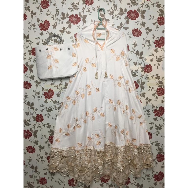 Jual Mukena Bordir Jabol Terbaru 2022 Mukena Dewasa Sutra Asli | Shopee ...