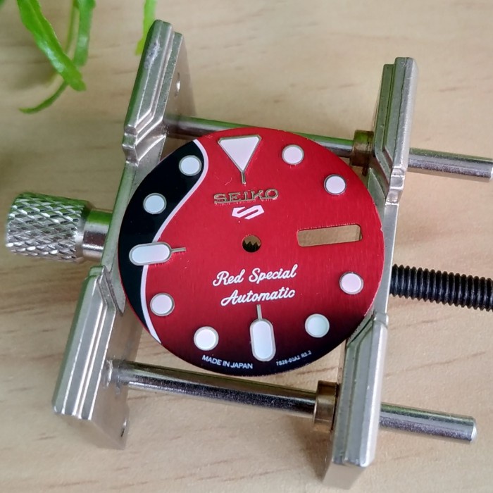 Jual seikomod mod seiko dial srpd 7s26 nh35 nh36 special edition red ...
