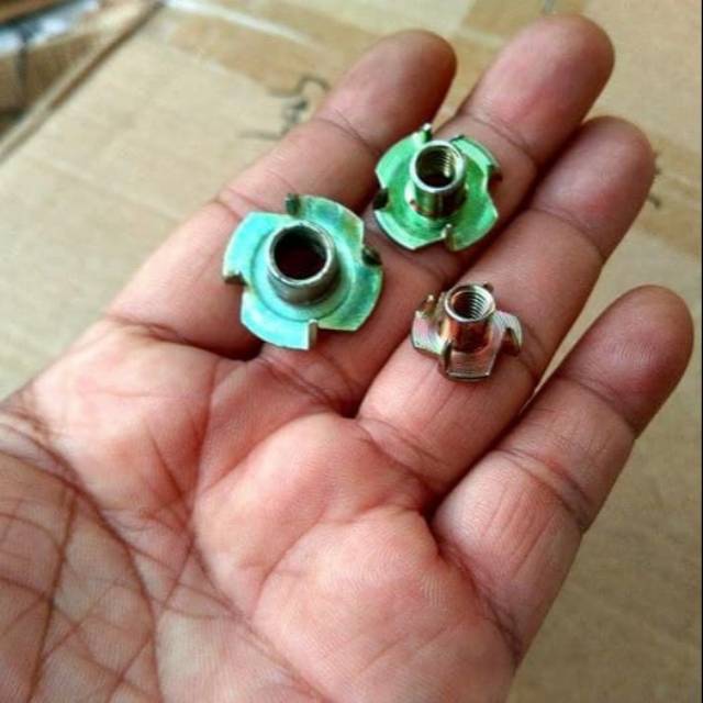 Jual Baut T Nut M6 x 10mm/ T Nut baut Tanam cakram 4 Prong | Shopee ...