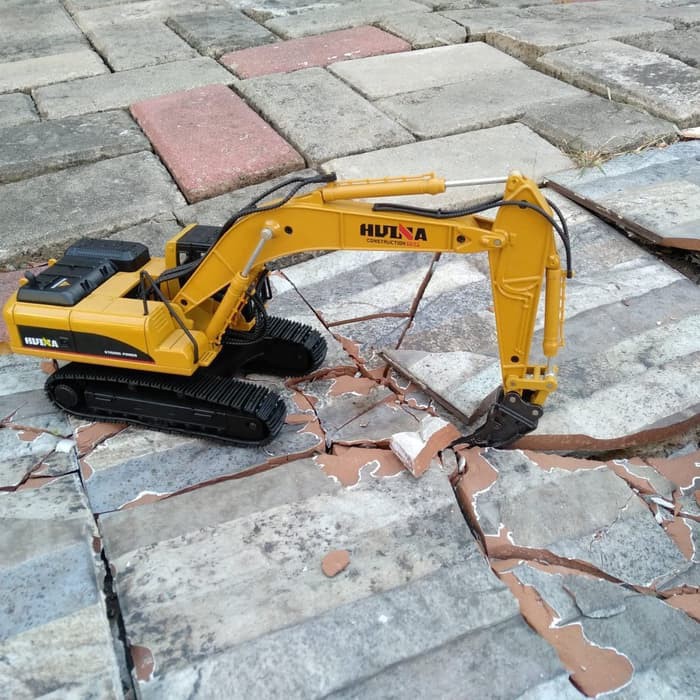 Jual Diecast Die-cast Metal Huina 1916 Scarifier Excavator 1:40 ...