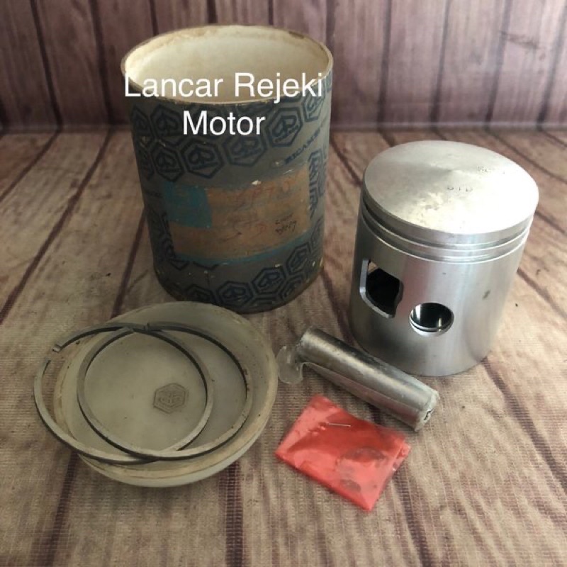 Jual New Old Stock RICAMBI Piston Kit Vespa 200 Cc 200cc Spartan Oversize OS nol standart std ...
