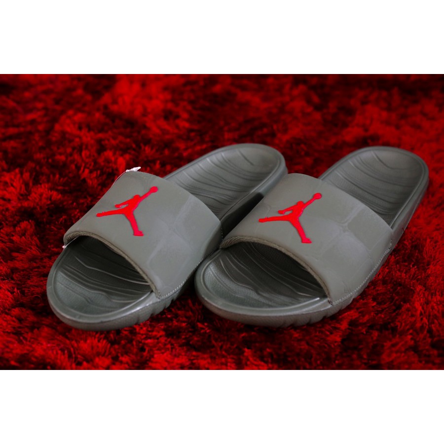 Jual JORDAN GREEN SLIDES (ORI) | Shopee Indonesia