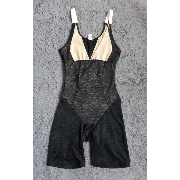 Jual Shapewear Full Body Pants Color Black Lace With Nude Label ...