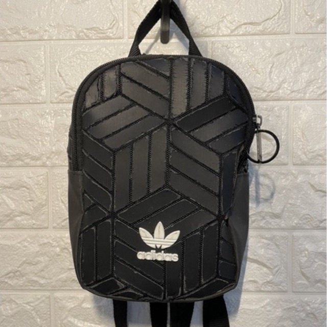 Jual tas Adidas/ ransel Adidas/ backpack Adidas preloved | Shopee Indonesia