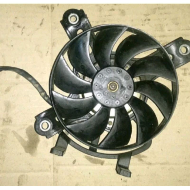 Jual kipas radiator cbr 250 Thailand ori ukuran lebih besar cocok untuk ...