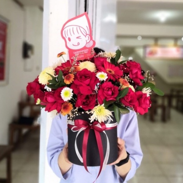 Jual FRESH FLOWER MEDIUM SIZE BLOOMING BOX| MEDIUM BLOOM BOX BUNGA ...