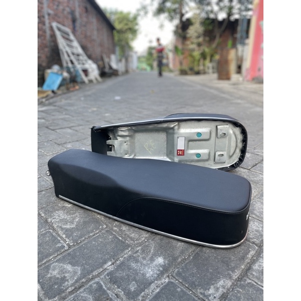 Jual jok cb kulit MBtech jok cb MBtech galvanis anti gembos coakan aki polos karbon | Shopee ...