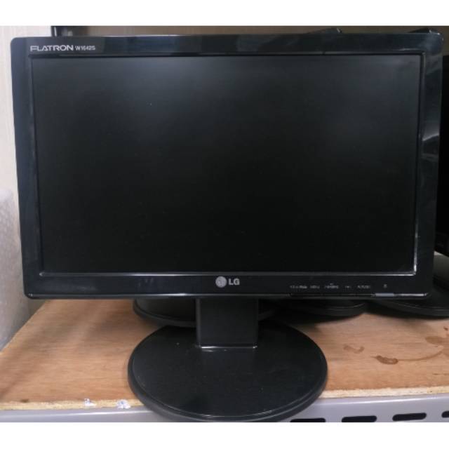 Jual Monitor LCD 16 inch berbai merk. untuk cctp kasir sekolah dll ...
