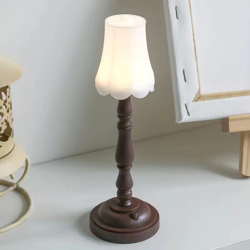 Jual Lampu Meja Mini - Gaya Eropa Mini Retro Lampu Untuk Dekorasi Kamar ...
