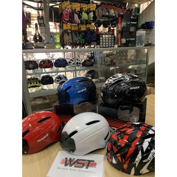 Jual Helm Sepeda Raze R18 Model Baru (Ada Visor Kacamata) | Shopee ...