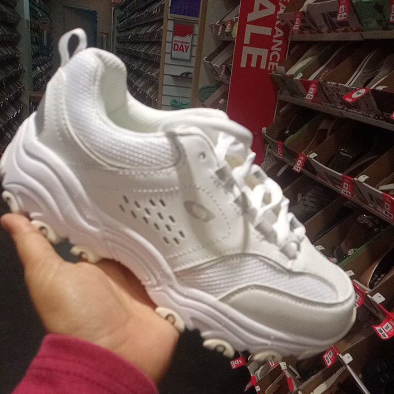 Jual SEPATU SPORT WANITA CROSSTRACKER BY PAYLESS | Shopee Indonesia