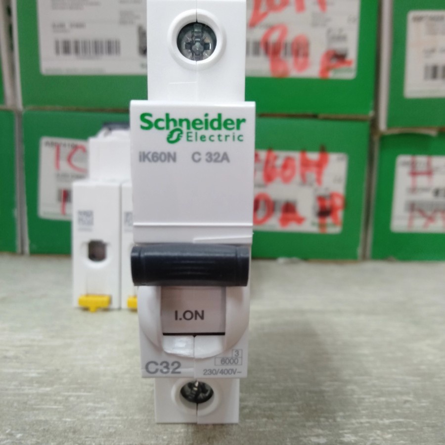 Jual mcb ik60N 1p 32a schneider | Shopee Indonesia