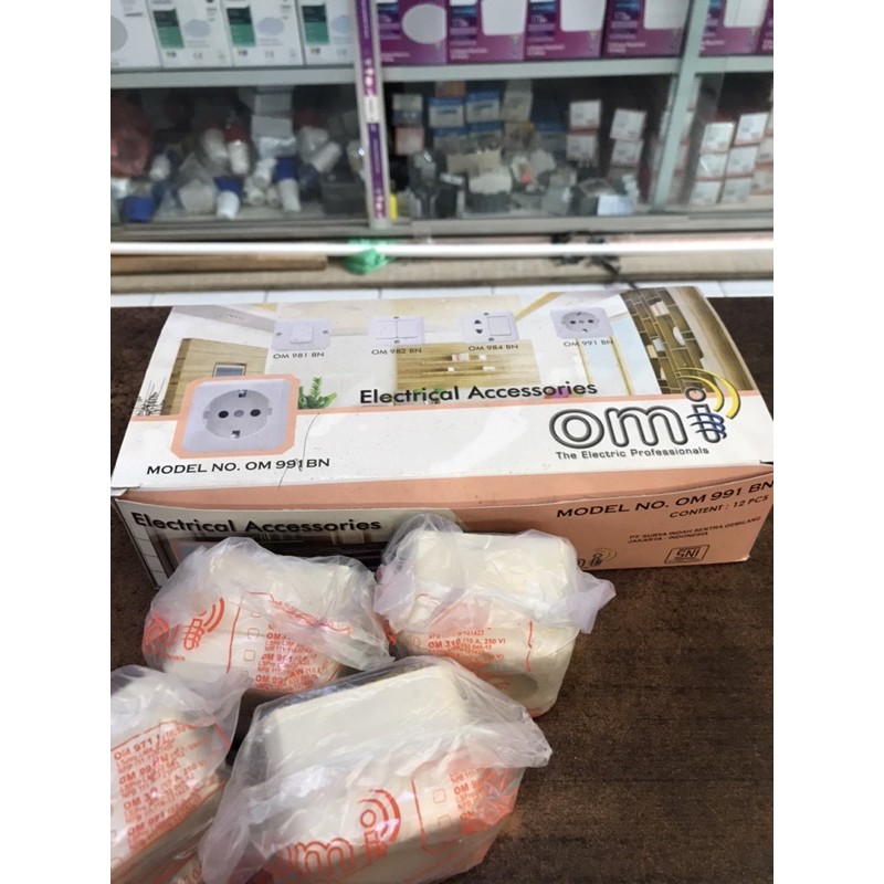 Jual STOP KONTAK OB OUTBOW OMI STOPKONTAK ARDE OMI STOP KONTAK SEGI OB ...