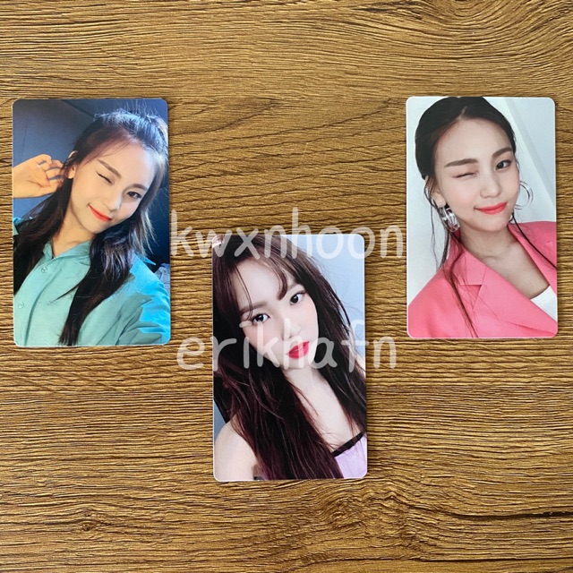 Jual Photocard GFRIEND Yuju Umji Fever Season | Shopee Indonesia