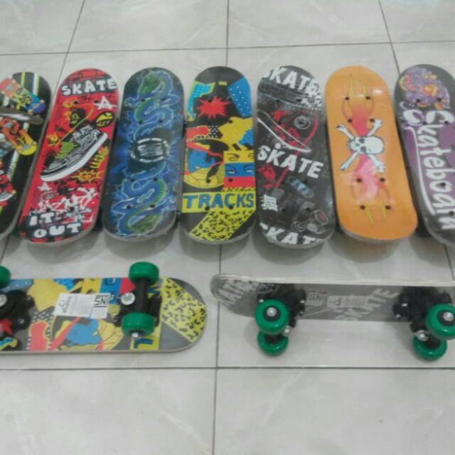 Jual skateboard anak - papan seluncur - mini skate board - sepatu roda ...