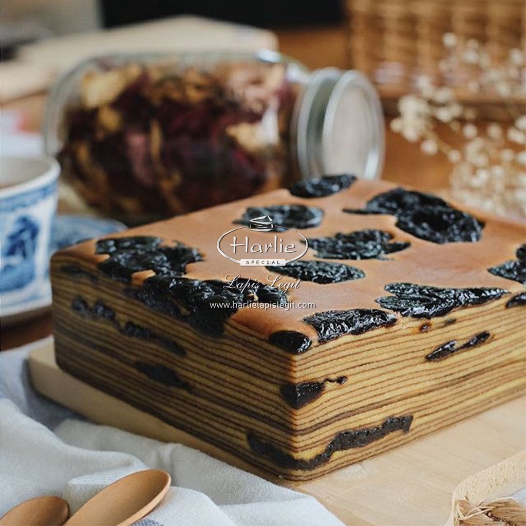 Jual Harlie Lapis Legit - 20 x 20 - Original Butter Prune / Plum Cheese ...